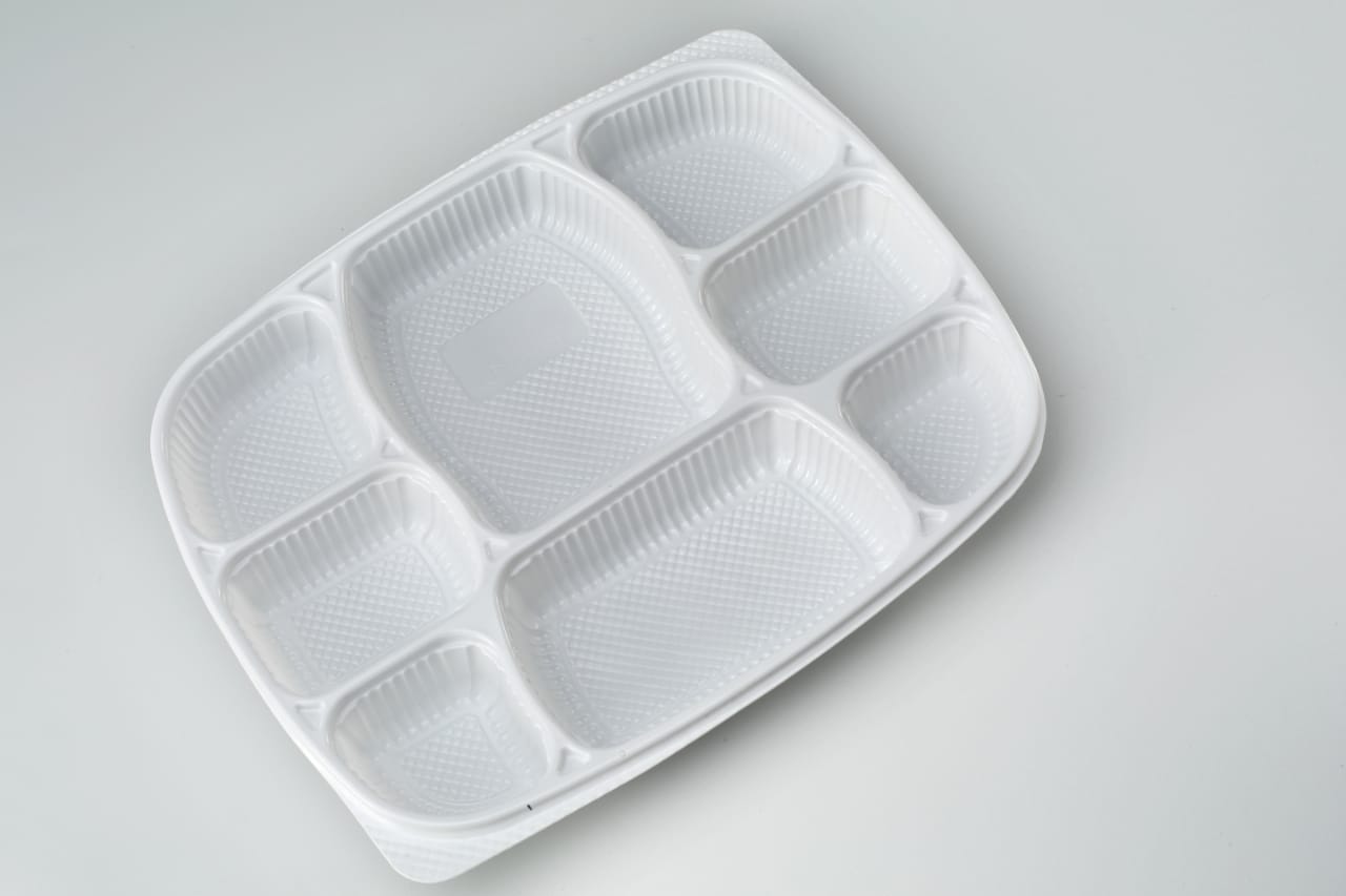8 COMPARTMENT MEAL TRAY - Ambika Packaging